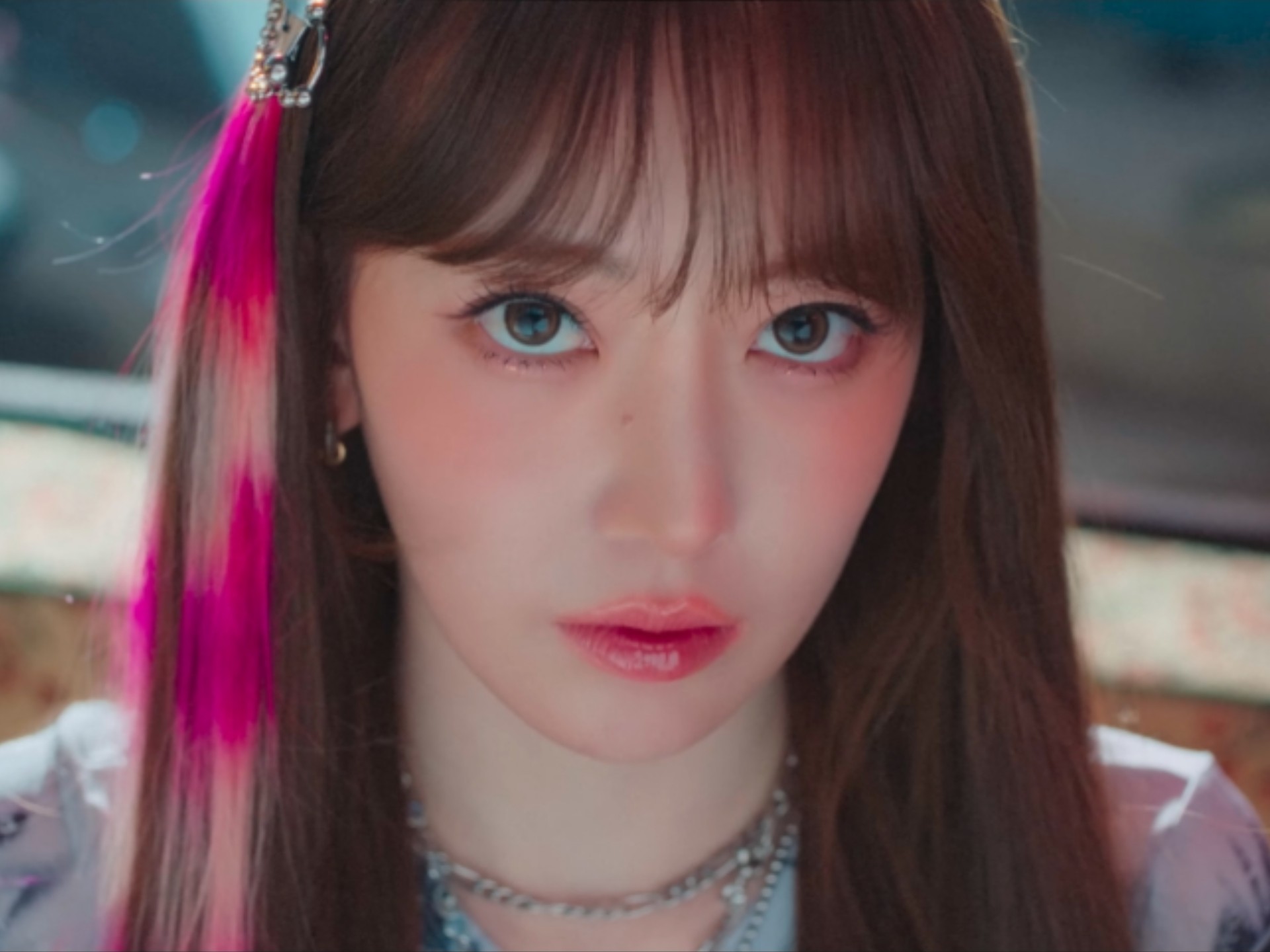 【4K超清】权志龙《TOO BAD (feat. Anderson .Paak)》MV（柳智敏出演）-bili_94728080174-喜欢的music-哔哩哔哩视频