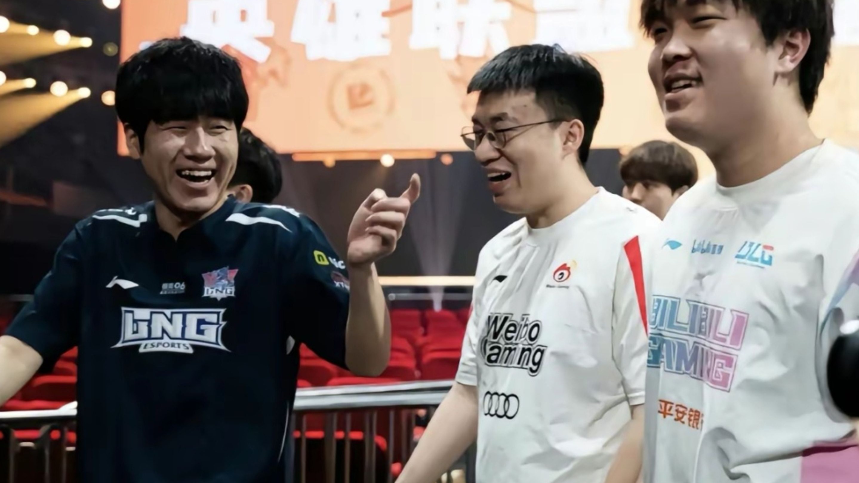 【1酱赛评】阿Bin，你如果想拿S冠，必须成为一名伟大的带队领袖，不改浮躁心性，终会竹篮打水一场空-你是想气死1酱么-你是想气死1酱么-哔哩哔哩视频