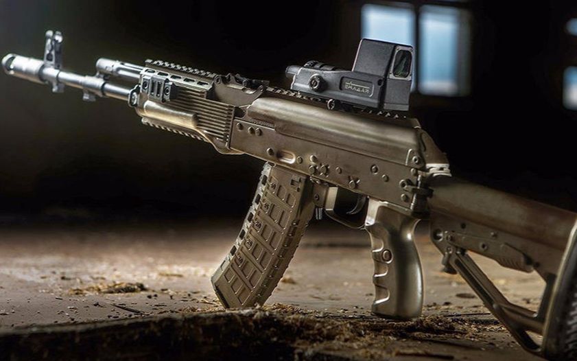 【武器装备】俄制新型AK-12和AK-15 经试验已具备批量生产条件_哔哩哔哩_bilibili