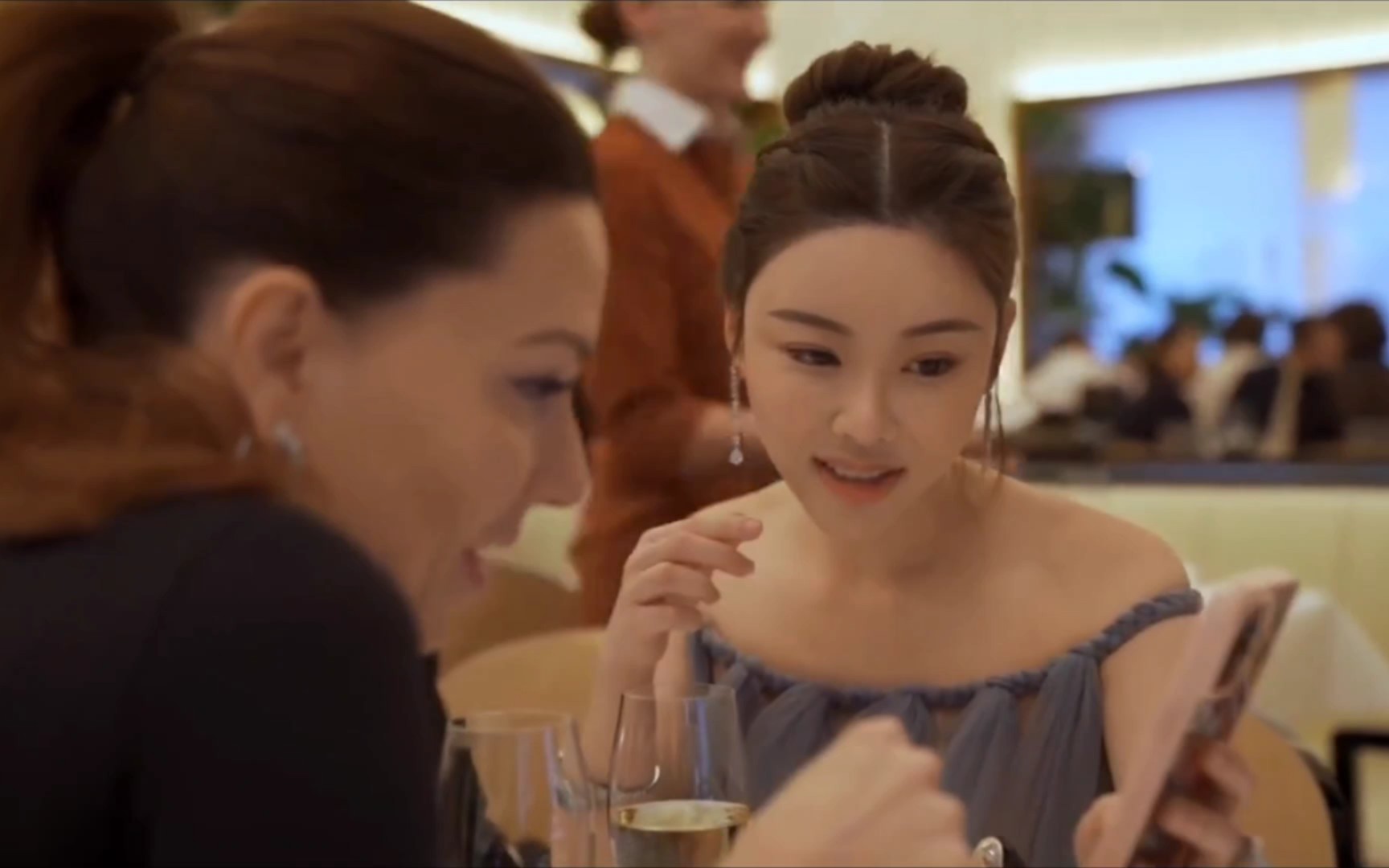 一起见证！阿里巴巴港交所上市敲钟-bilibili(B站)无水印视频解析——YIUIOS易柚斯