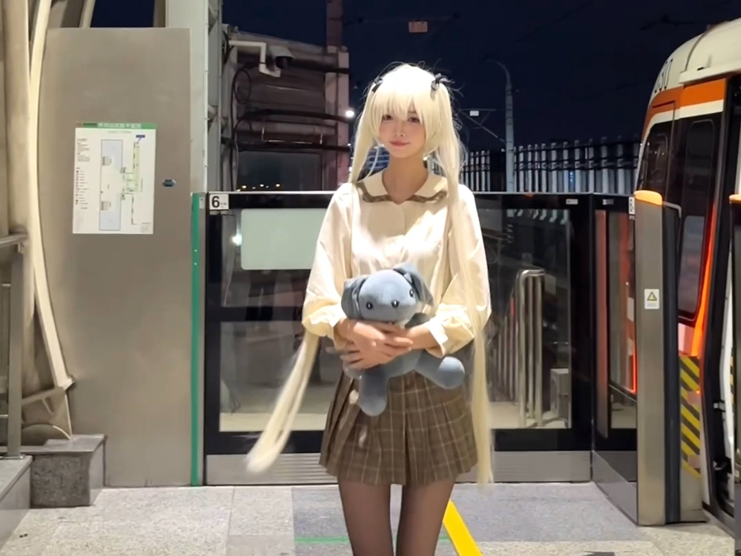 【sakura】呆呆的很好骗-sakura-qaq-sakura-qaq-哔哩哔哩视频