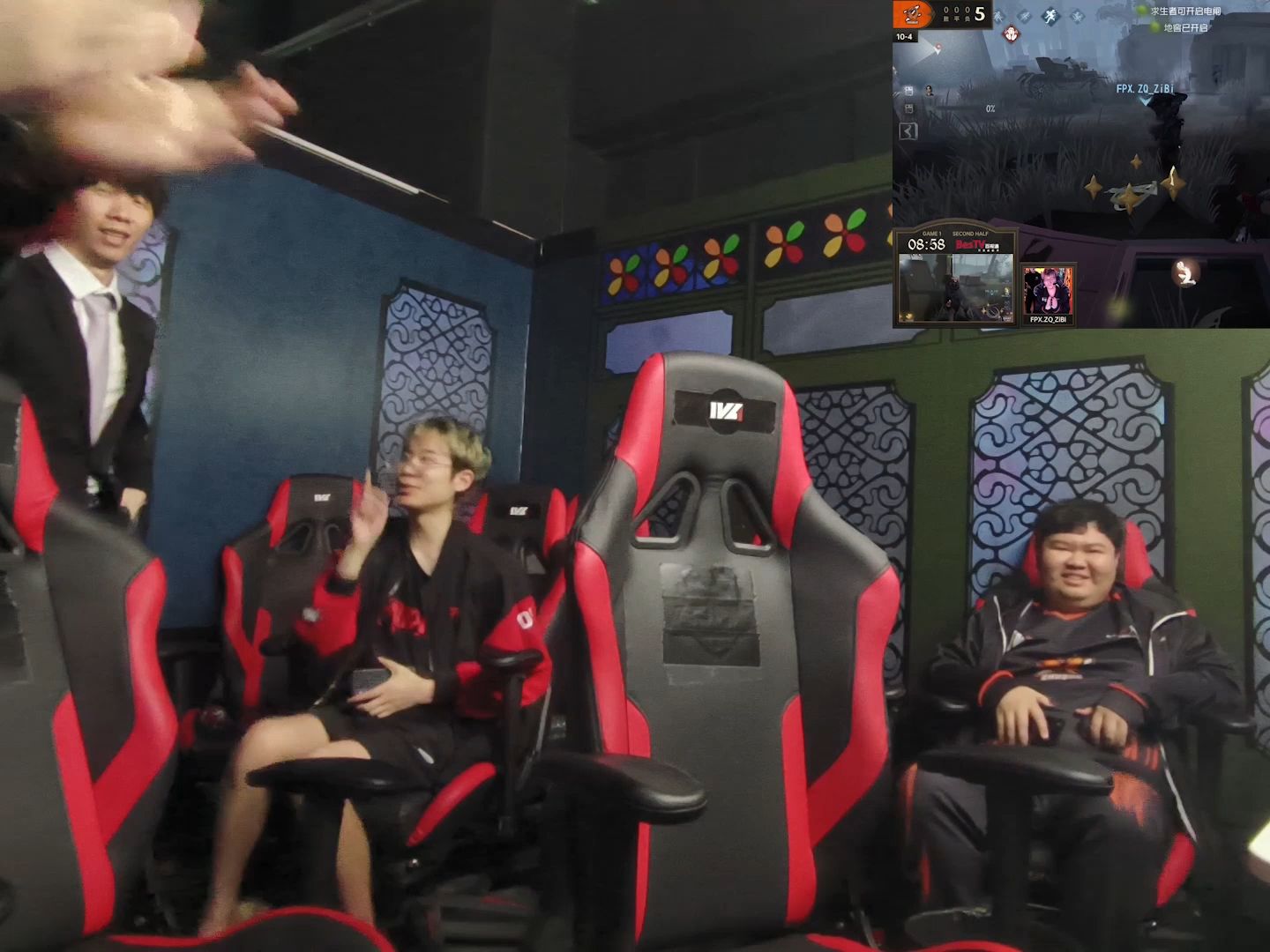 FPX.ZQ vs TE 第二局 BO1 自闭空军极限跳地窖保平时备战间画面-FPX_ZQ电子竞技俱乐部-FPX_ZQ电子竞技俱乐部-哔哩哔哩视频