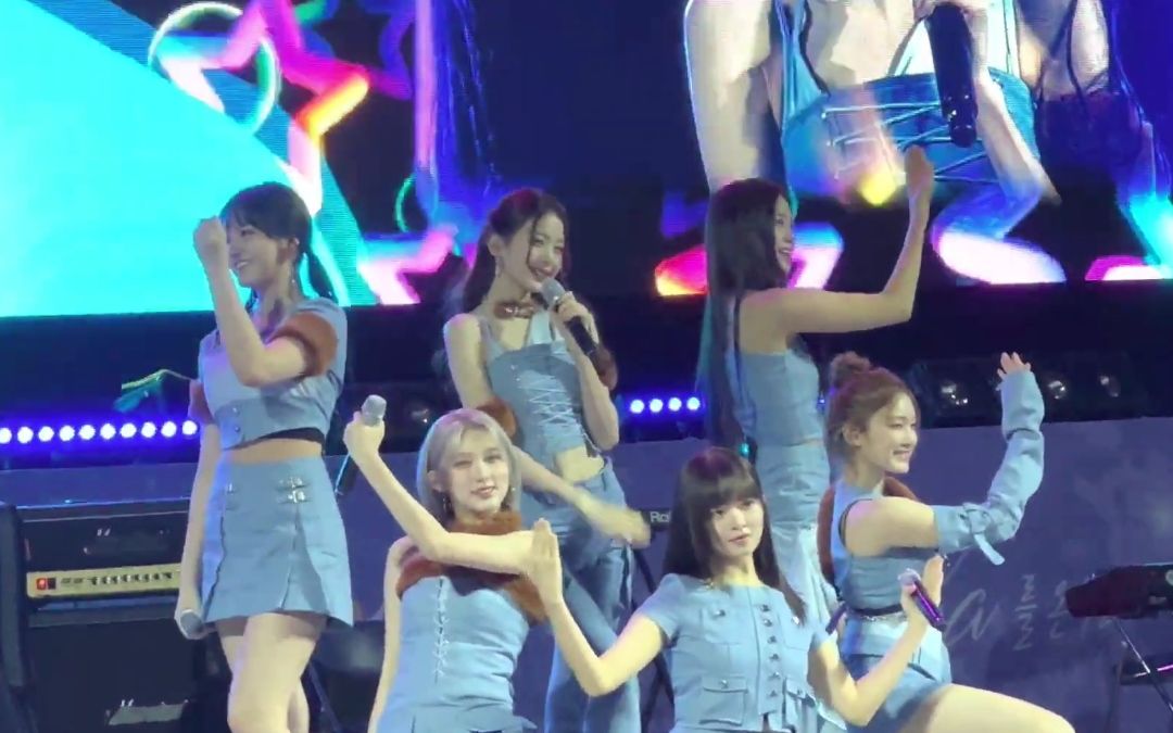 IVE新曲After LIKE+ELEVEN+LOVE DIVE 220924校庆饭拍_哔哩哔哩_bilibili