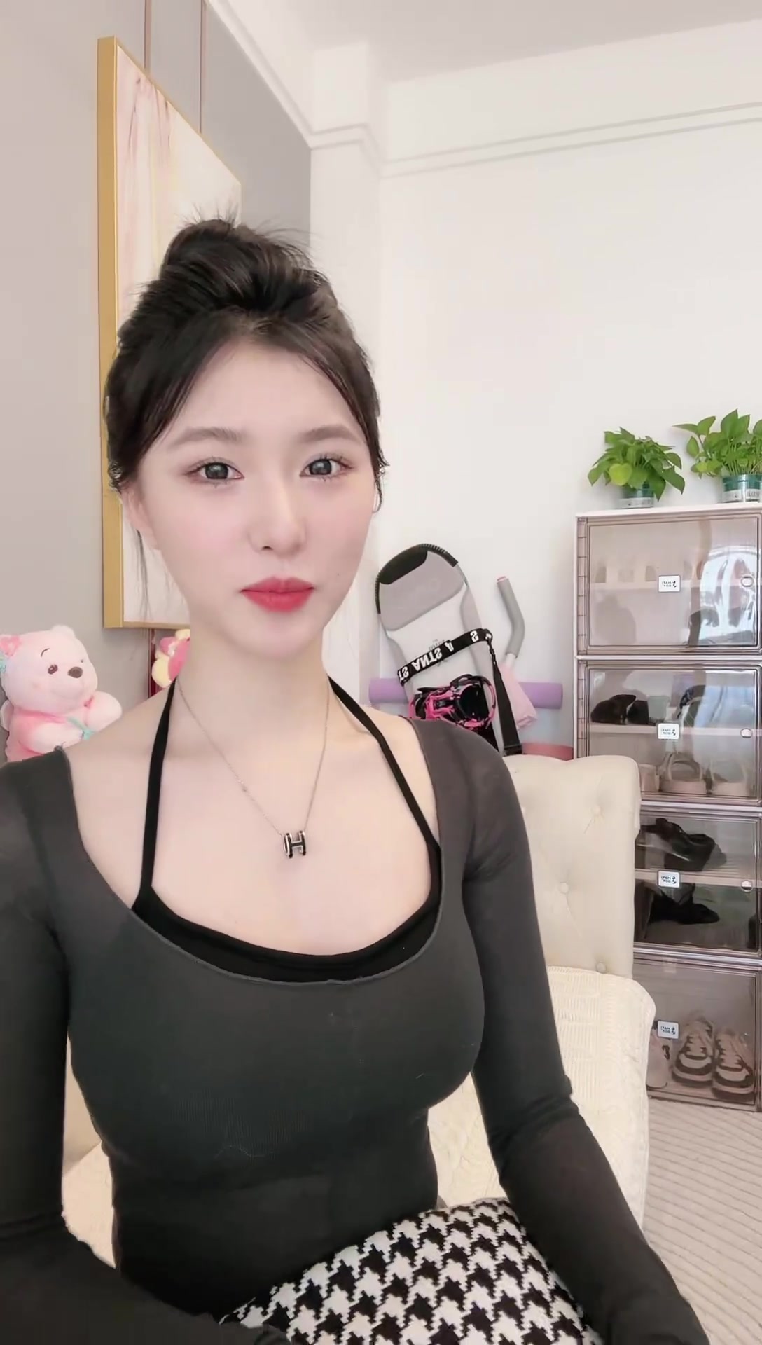 [赵小爽]2023-02-28-15-41-32.mp4-bilibili(B站)无水印视频解析——6li6在线工具箱