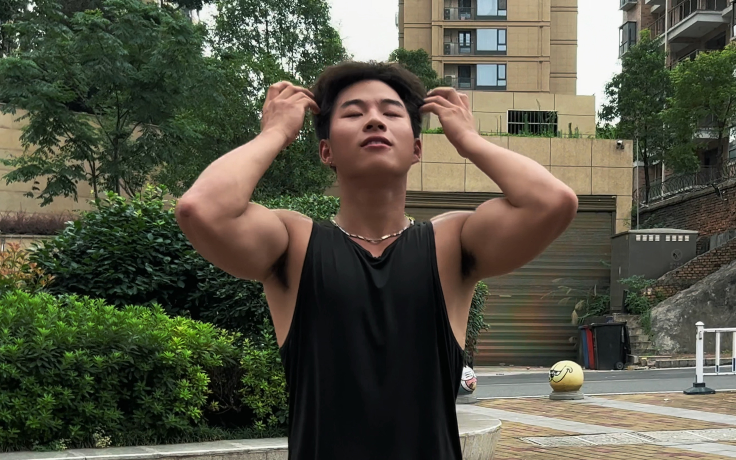 四大ikun泪洒直播间,汤姆老师唱坤曲被拿下!全程高能!