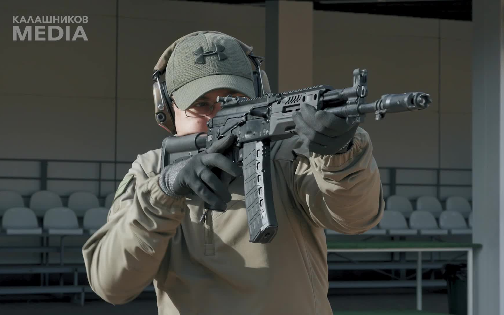 俄武器专家：卡拉什尼科夫 测试新型AK TR3步枪_哔哩哔哩_bilibili