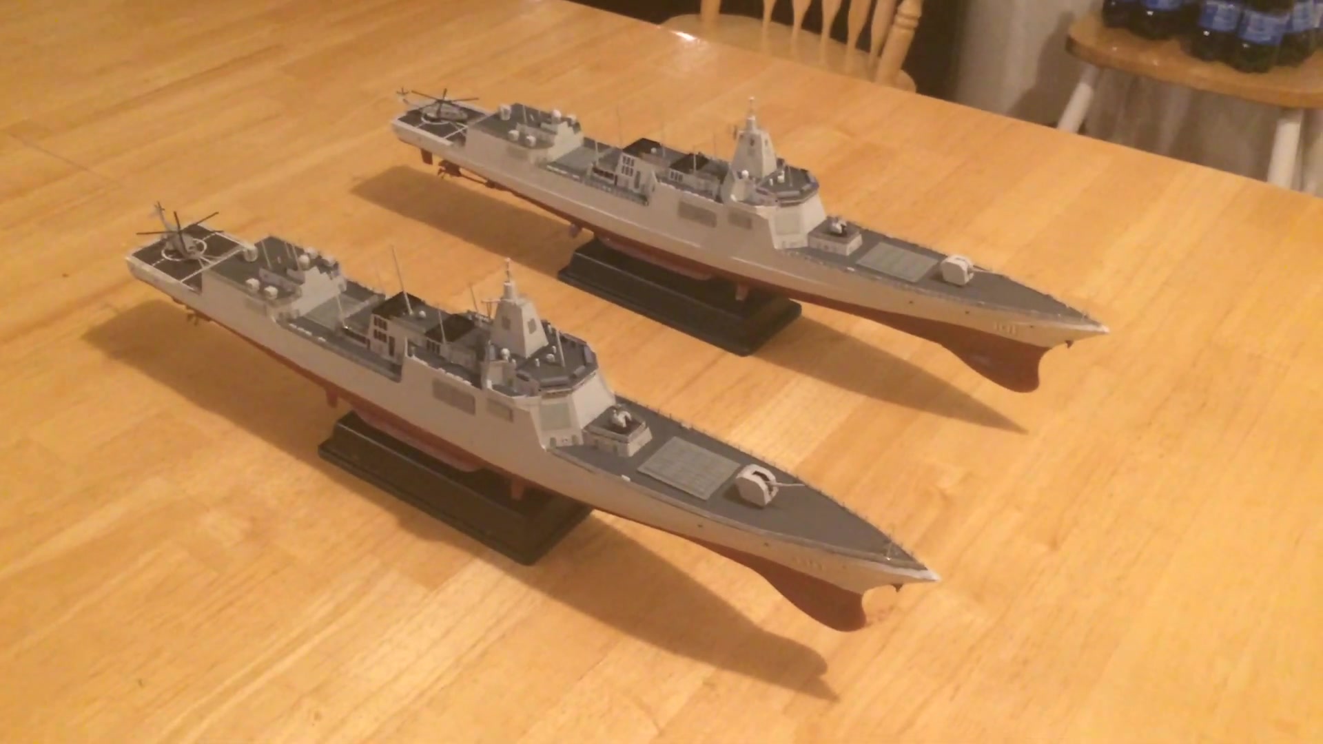 美国军事爱好者 对055的看法 (Jeff Head 1/350模型) cc字幕更新_哔哩哔哩_bilibili