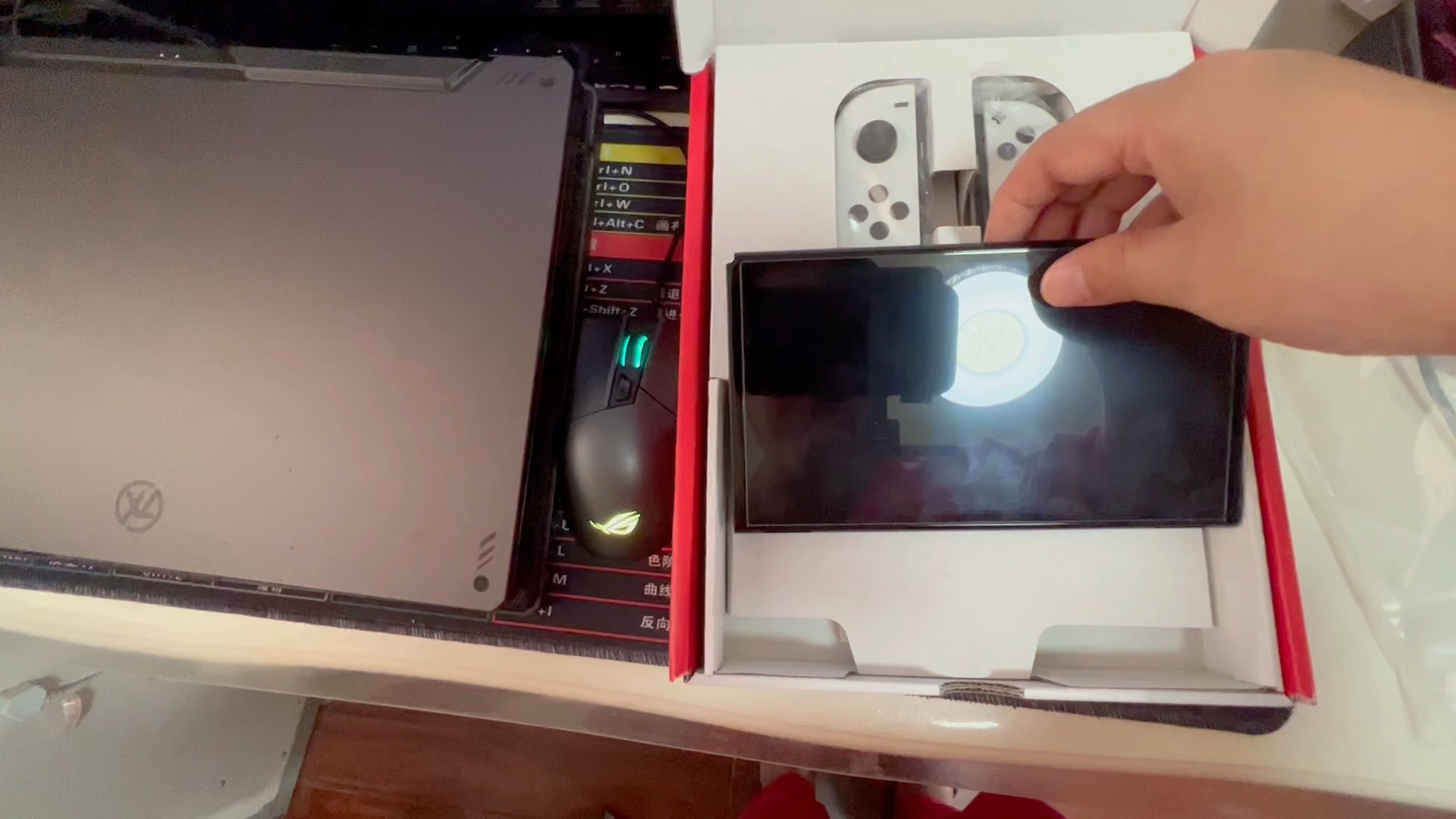 ʕ ᵔᴥᵔ ʔ Switch OLED “伪”开箱_哔哩哔哩bilibili