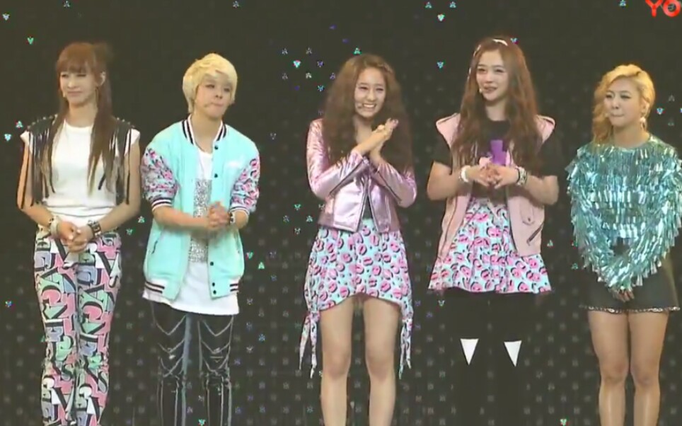 f(x)-Pinocchio＋NUABO＋采访.东京传说演唱会 110716 超清_哔哩哔哩_bilibili