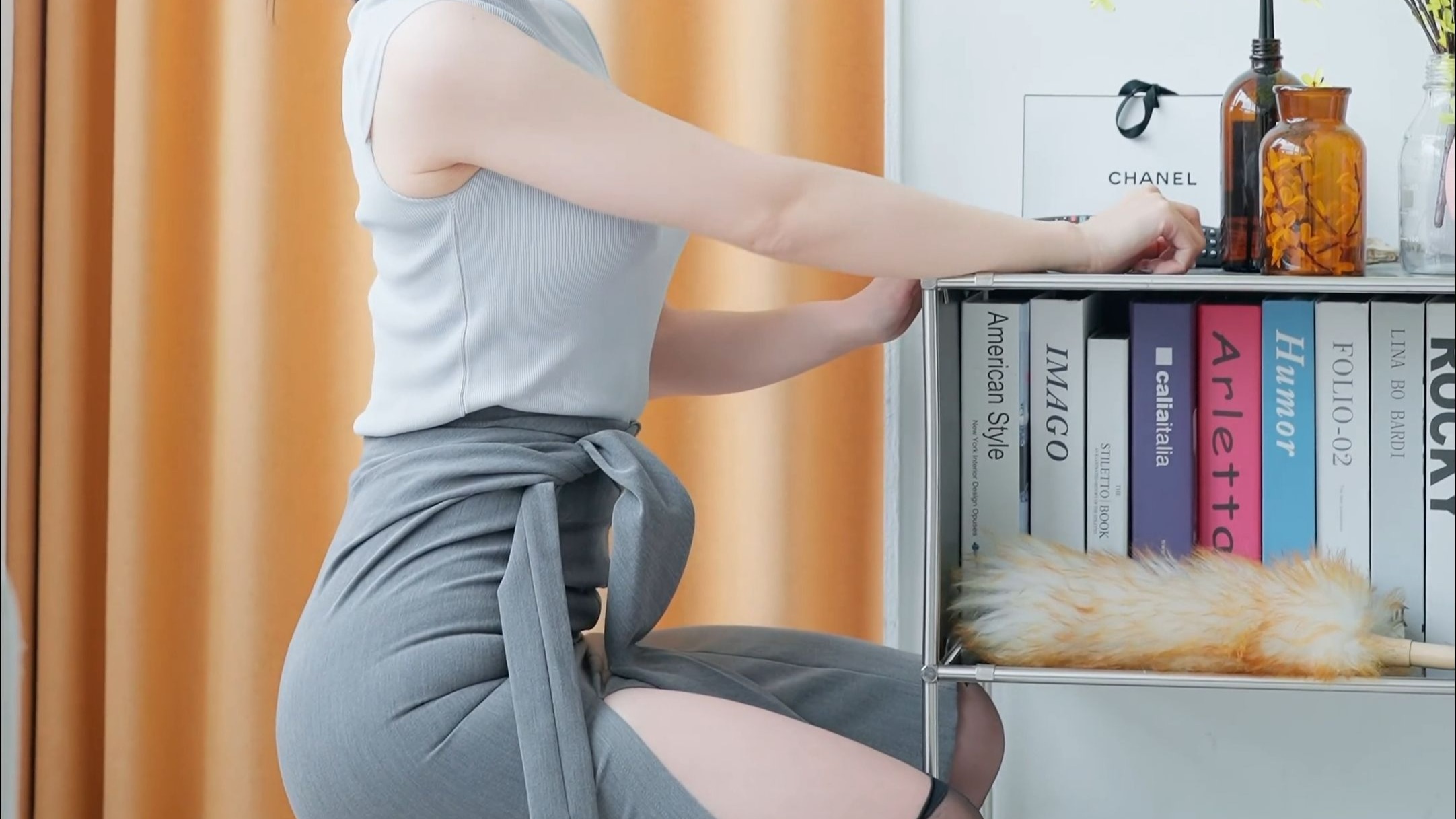 KYUL小姐姐的百褶裙&包臀裙过膝袜穿搭-甜甜不辣La-甜甜不辣La-哔哩哔哩视频