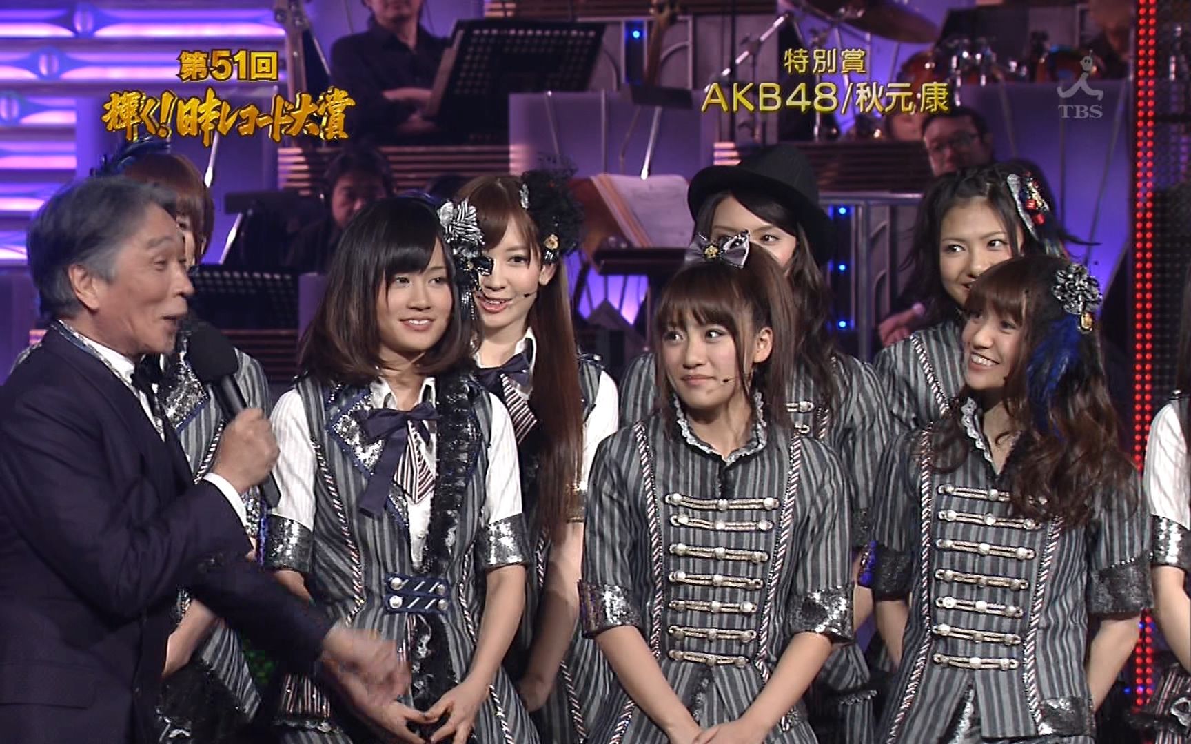 【AKB】091230第51回 日本唱片大赏 特别赏-AKB48_哔哩哔哩 (゜-゜)つロ 干杯~-bilibili