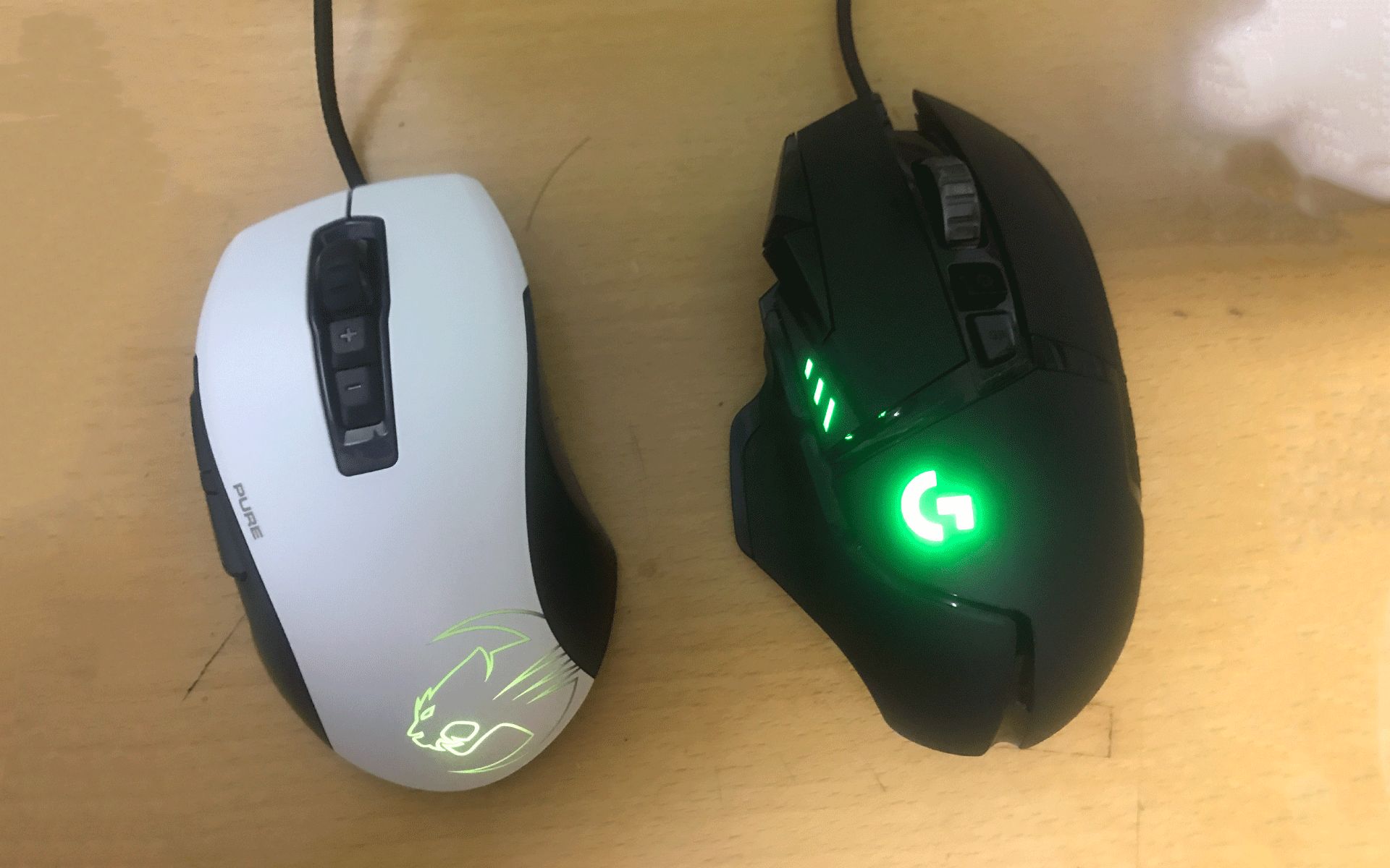 冰豹OE罗技G502横向对比_哔哩哔哩_bilibili