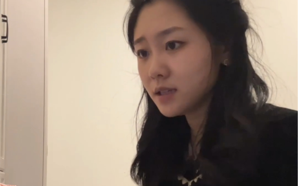 《安静》弹唱 cover:周杰伦 “只剩下钢琴陪我弹了一天”-luki又饿了-luki又饿了-哔哩哔哩视频