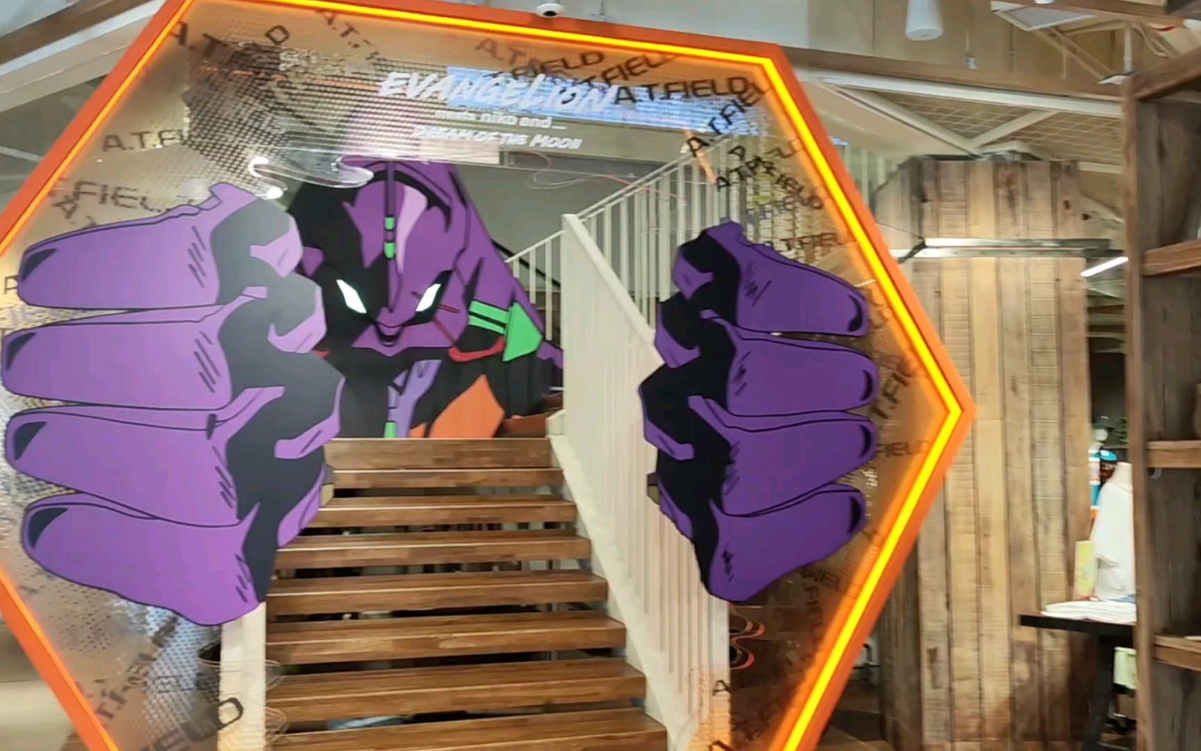 nikoand eva联名 线上发售 外套冲锋衣是都有的哦