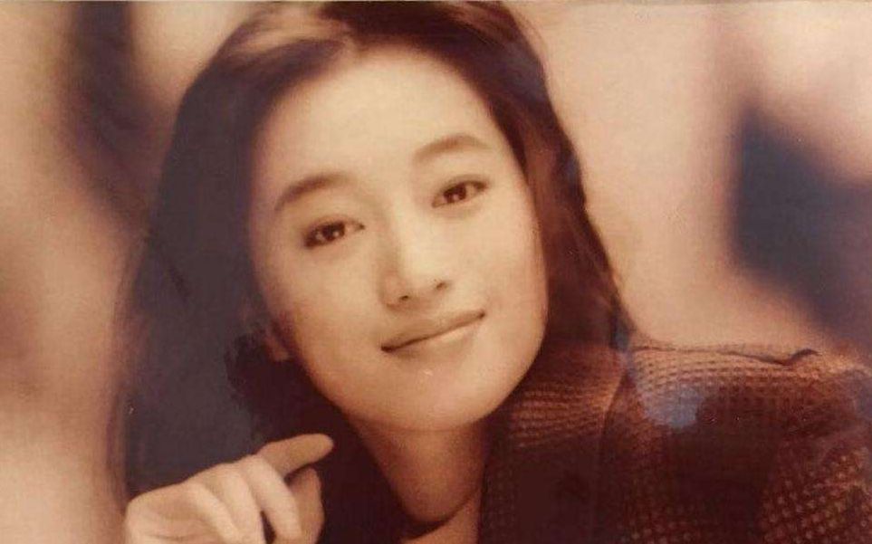 - 艾敬 Ai jing - 经典佳作《我的1997》《艳粉街的故事》_哔哩哔哩_bilibili