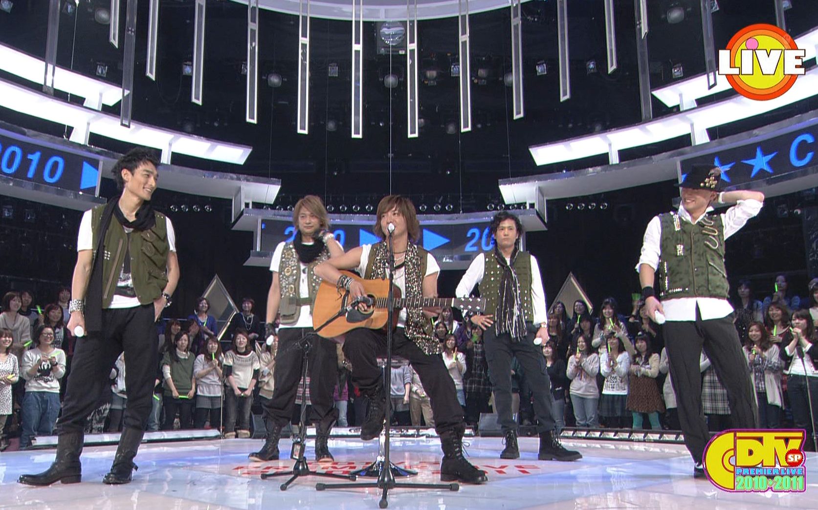 SMAP - Special medley (10.12.31.CDTV Premier Live 2010-2011)_哔哩哔哩_bilibili