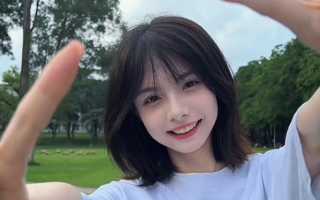 “这个夏日的限定甜妹” 账号已注销 账号已注销 哔哩哔哩视频