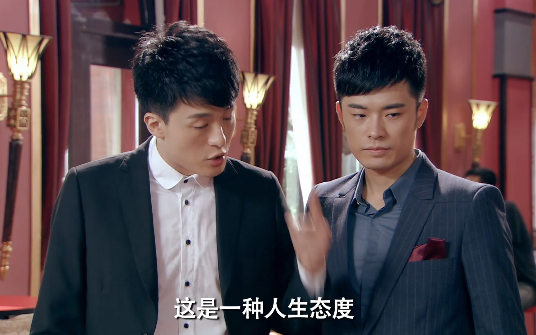 吕子乔and曾小贤:跟我们一样~披上战袍~去跑~去跳~去做一个漂亮的倒挂金钩!!!! 恩古莫宁 恩古莫宁 哔哩哔哩视频