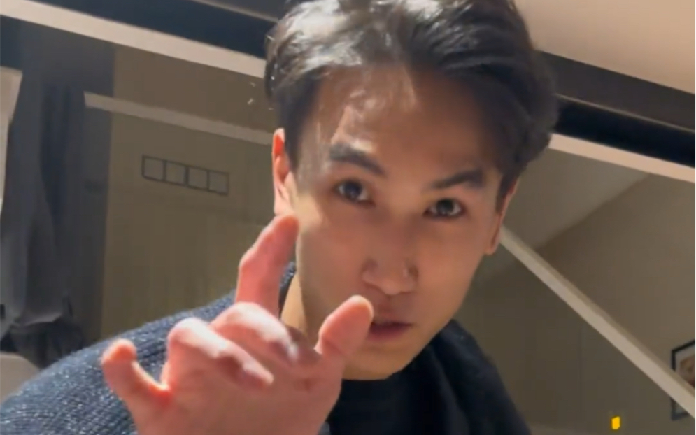 魔术的道路上不疯魔不成活-隔壁哆仔-隔壁哆仔-哔哩哔哩视频