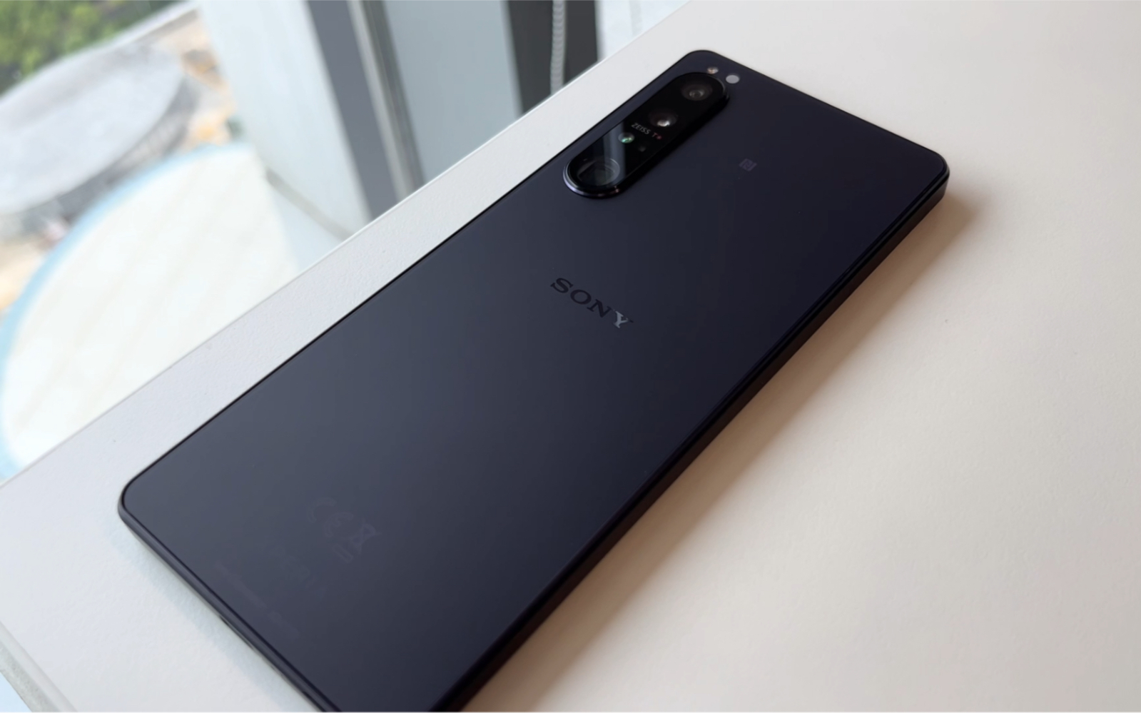 索尼 Xperia 1 V 手机 CAD 和渲染图曝光，外观尺寸与前代基本一致