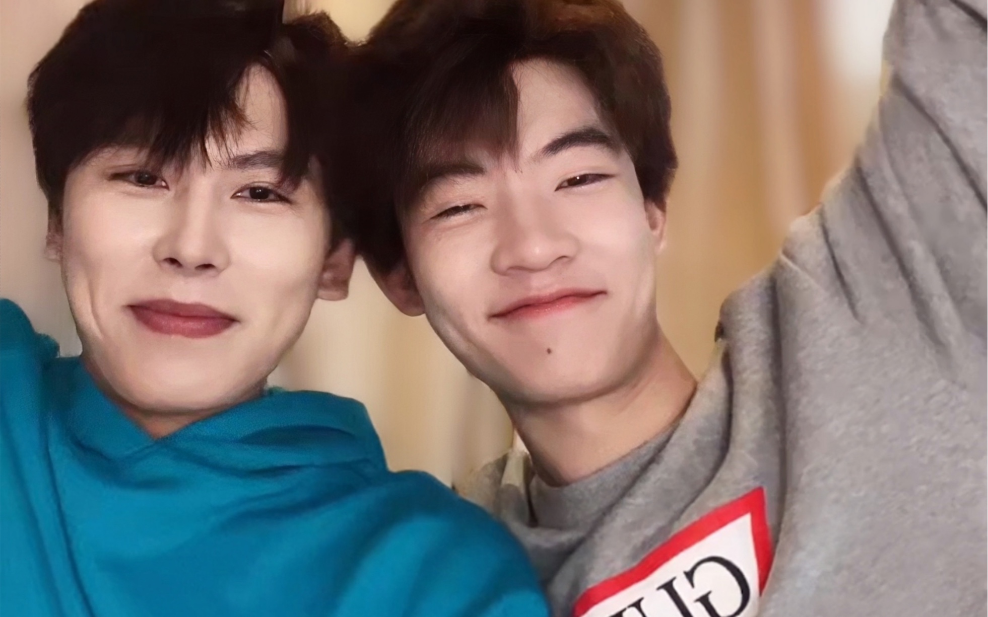 【小张同学和夏老师】0906直播录屏_哔哩哔哩_bilibili