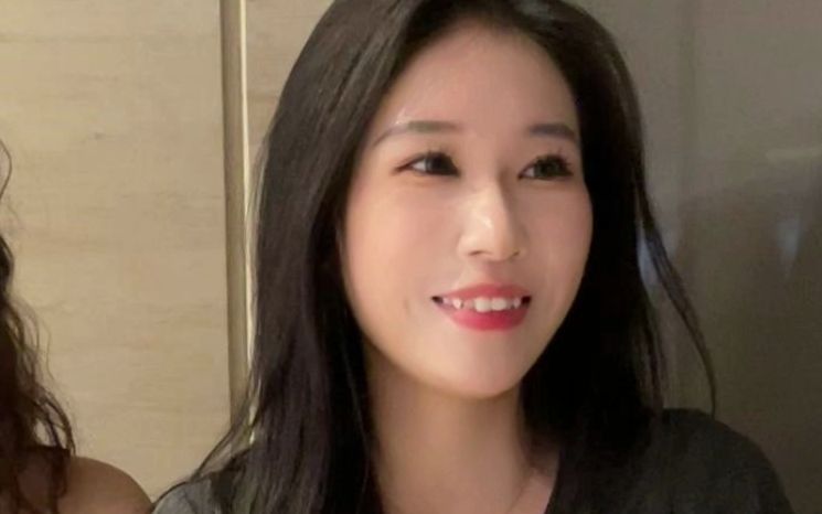 很活泼开朗的小姐姐-深圳采访-深圳采访-哔哩哔哩视频