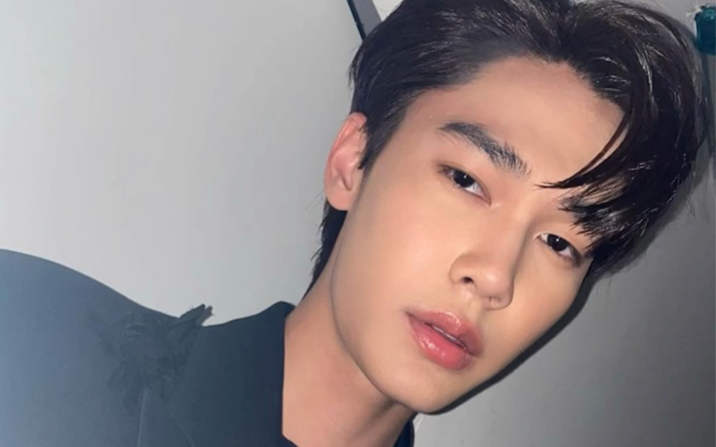 【今日份的Dew】220925 照片更新_哔哩哔哩_bilibili