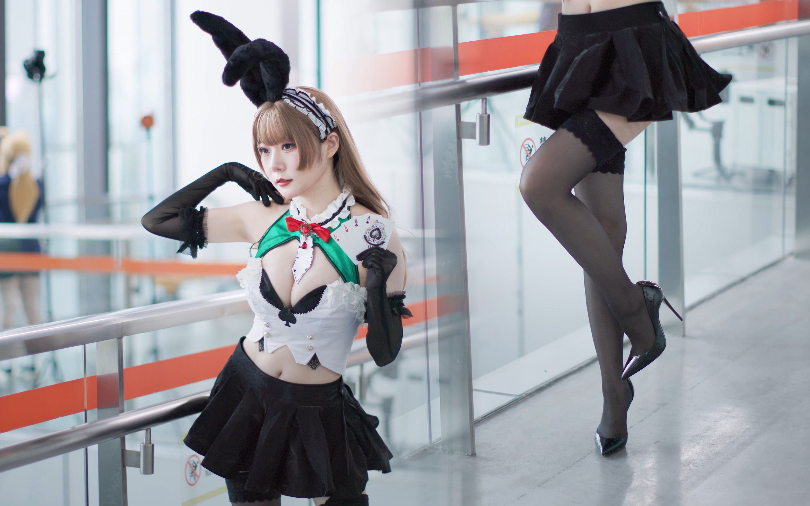 【8K】画质极致体验 2023 广州 cicf 漫展 香草喵露露 莫尼卡 cos 路人视角 by EOS R5C-香草喵露露-香草喵露露-哔哩哔哩视频