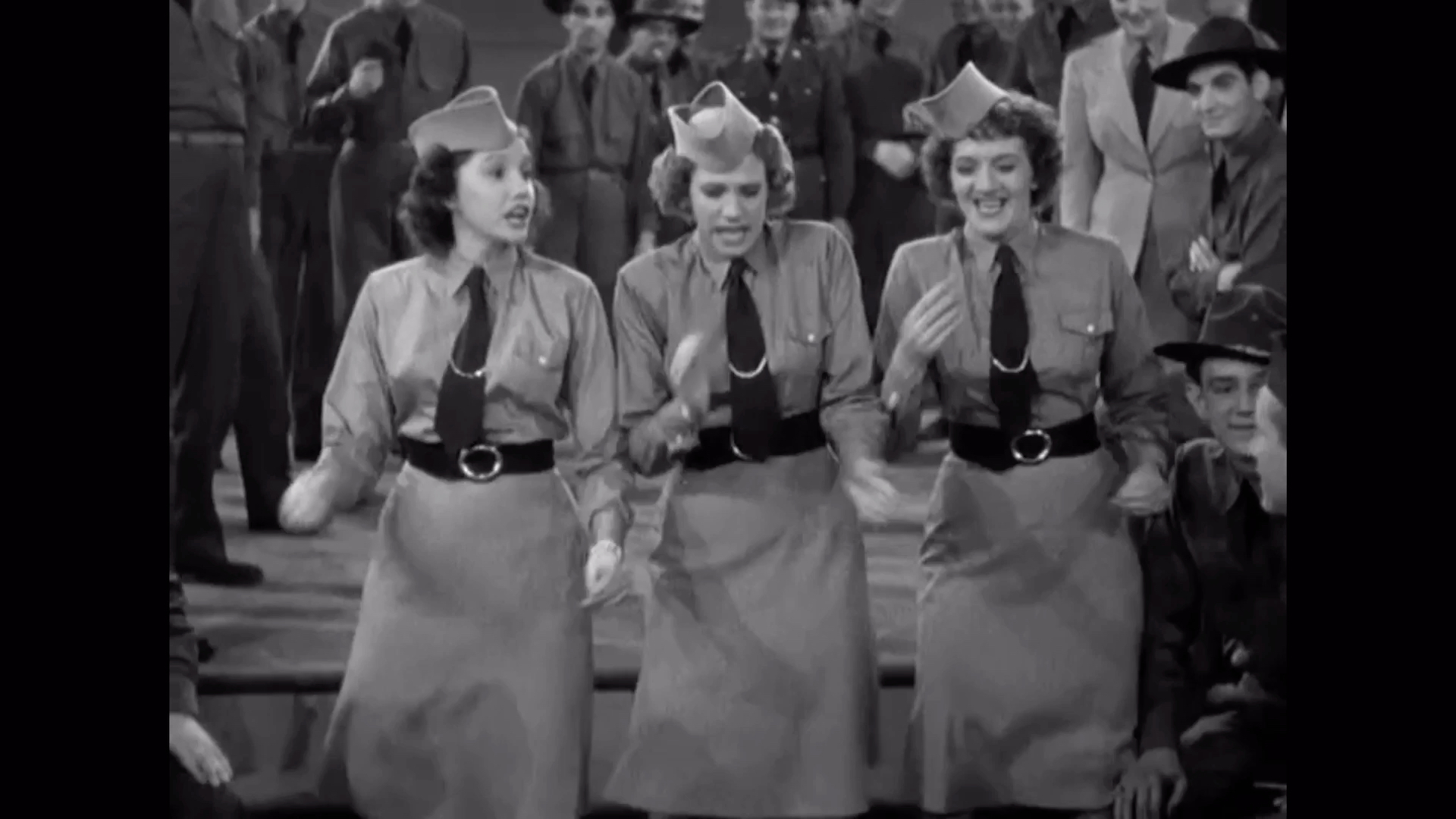 Boogie Woogie Bugle Boy - Andrews Sisters, 1941-贝加尔湖畔的鹰-音乐-哔哩哔哩视频