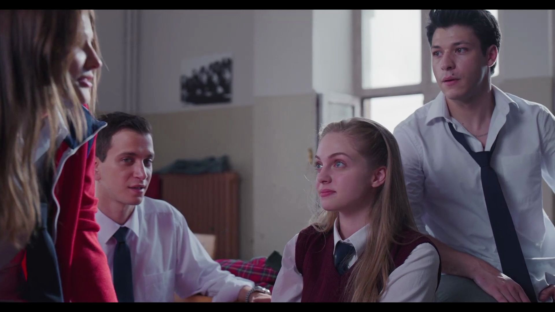 土剧love101:奔放101 E01S01 sinan&isik cut02_哔哩哔哩 (゜-゜)つロ 干杯~-bilibili