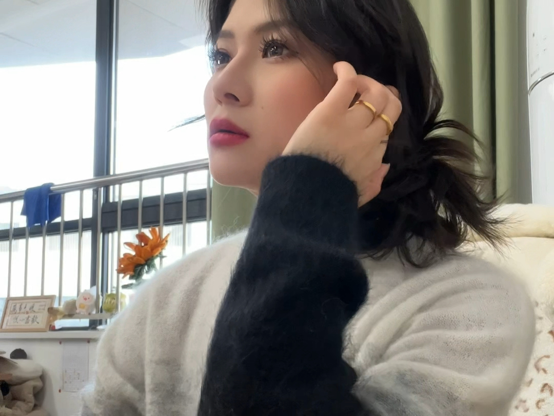 VLOG我当老师：化2w的妆去上4000的班-Dalmo-Dalmo-哔哩哔哩视频