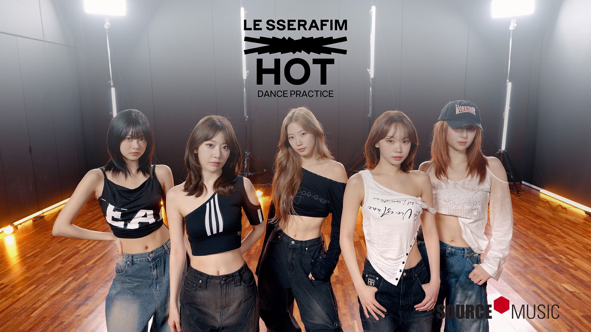 LE SSERAFIM 'HOT' Dance Practice (Moving ver.)-LE_SSERAFIM-LE_SSERAFIM-哔哩哔哩视频