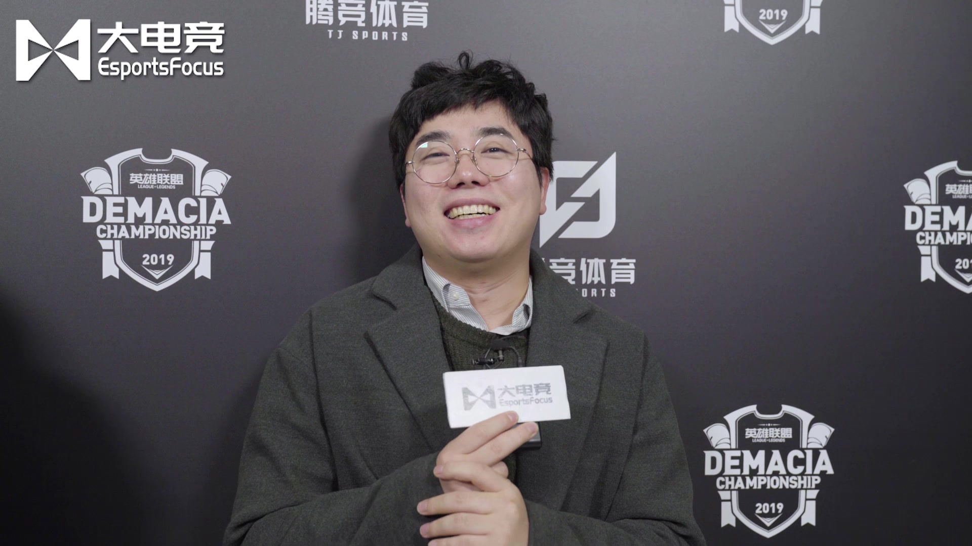 JDG教练Homme专访：很期待明年和明凯、kkOma教练的交手_哔哩哔哩_bilibili