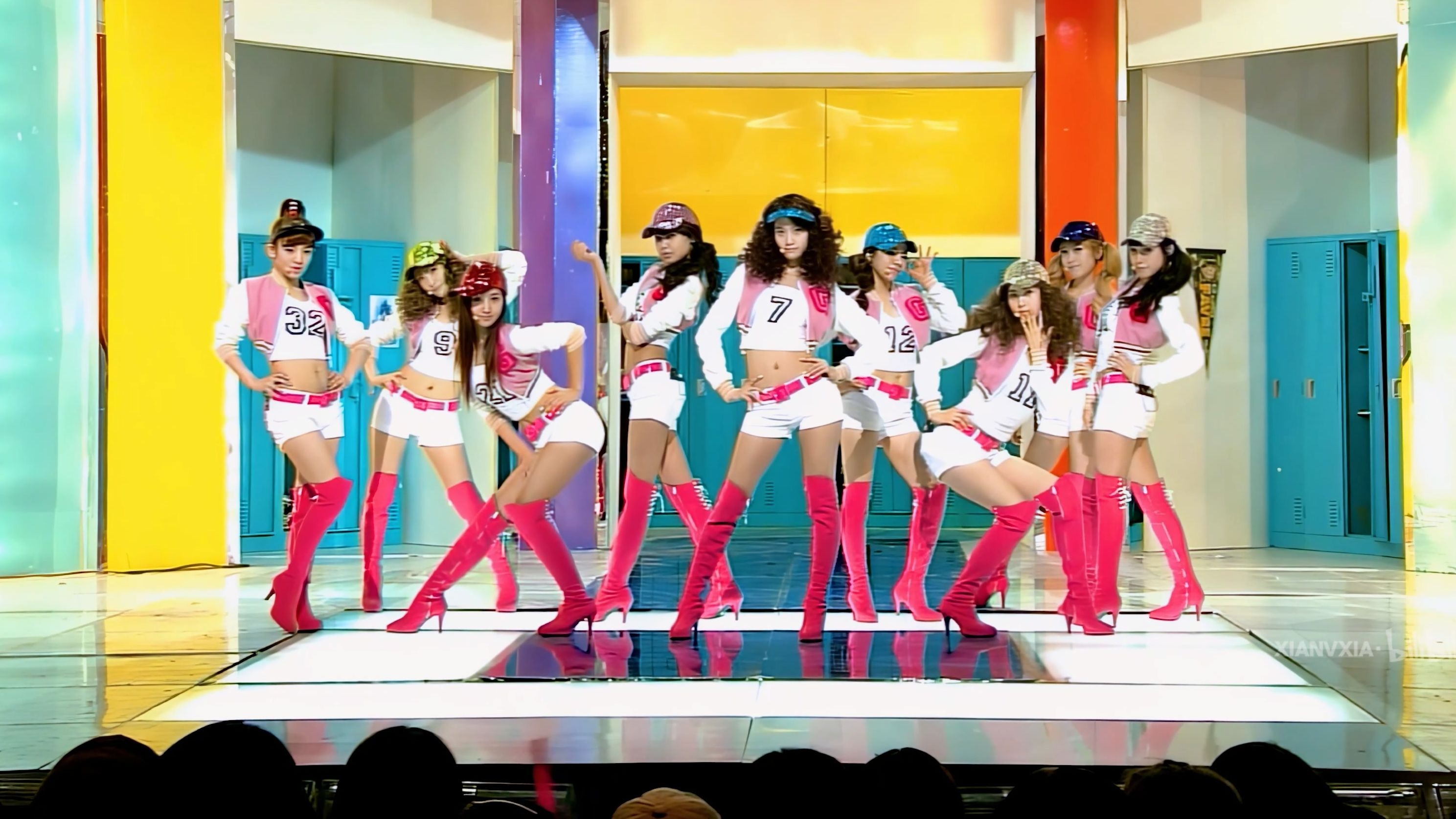 【张惠妹】万人合唱《连名带姓》20230805 北京 确实好听-鹤灵溪ANYA-MV 2000-哔哩哔哩视频