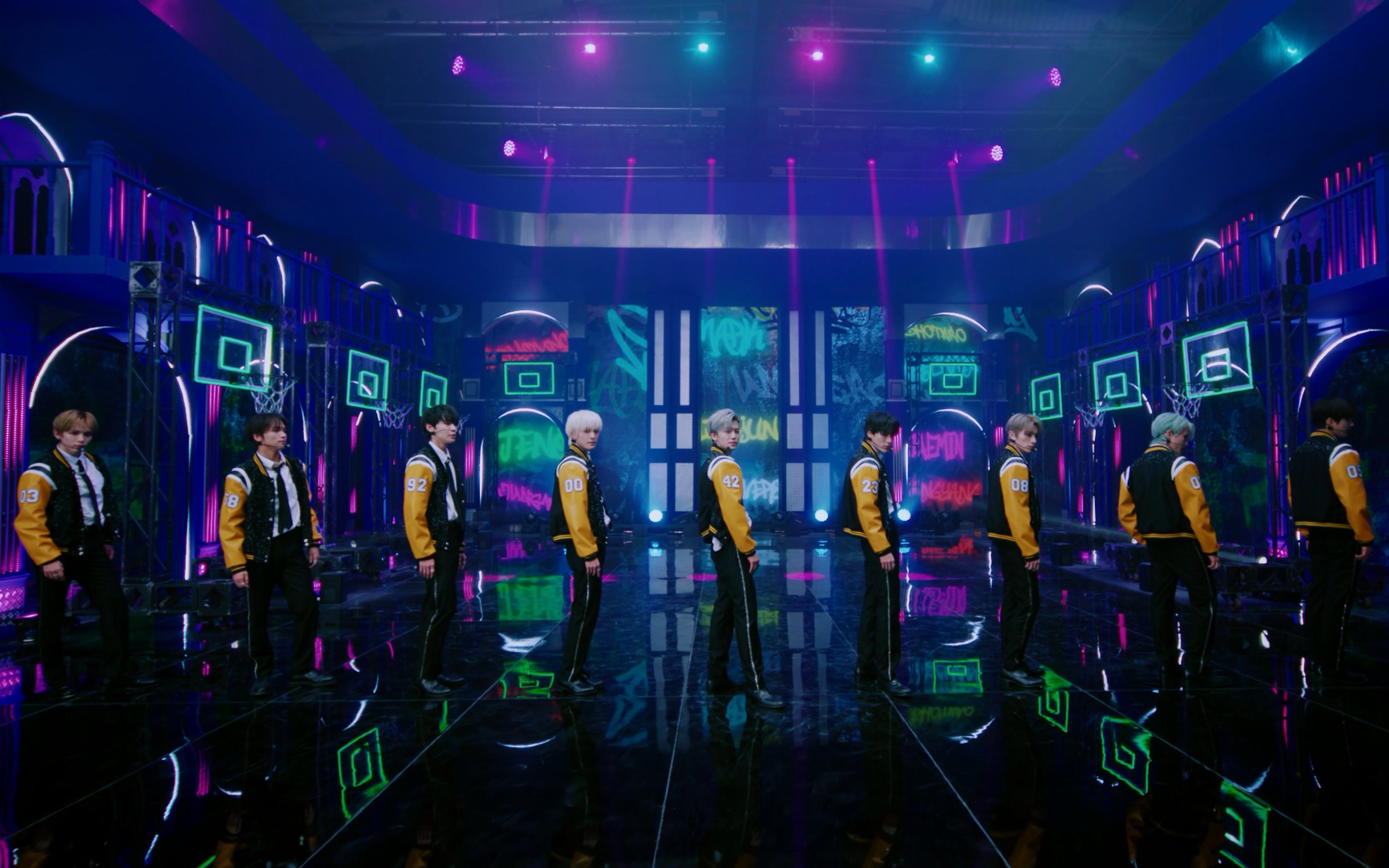 NCT U《Universe (Let's Play Ball)》Stage Video-SMTOWN-SMTOWN-哔哩哔哩视频