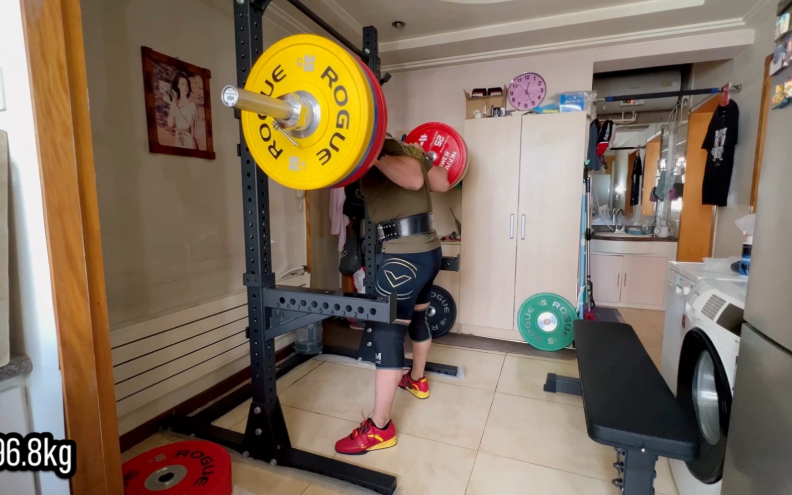 又恢复了点，健身房又关门W4D4保加利亚W18D4深蹲196.8kg，175.1kg 3×3，卧推135.3kg满握距，120kgx4 PR +3+2_哔哩哔哩_bilibili