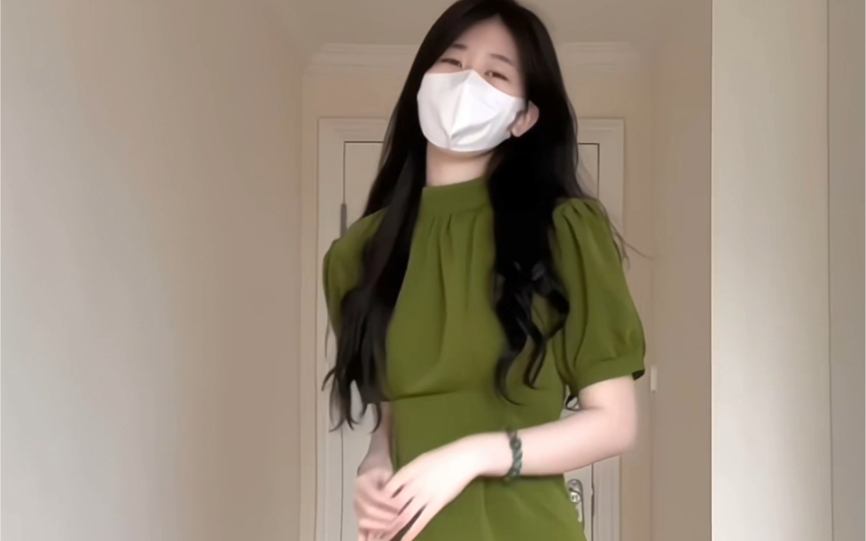 轻熟显白长裙，高级感满满-西瓜美汁子1027-西瓜美汁子1027-哔哩哔哩视频