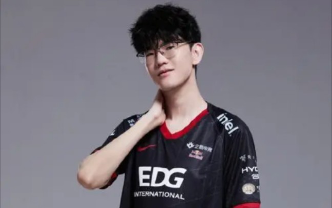 【EDGjiejie】龙之子jiejie高燃抢龙不完全纪录_电子竞技热门视频