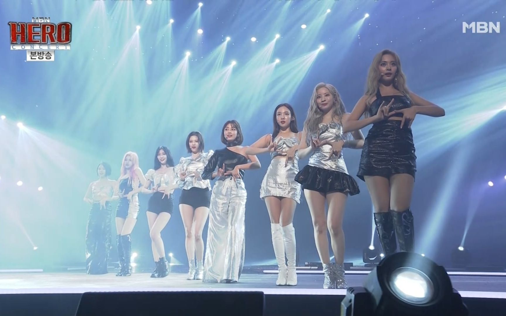 【TWICE完整】191006 MBN英雄演唱会 兔Cut yes or yes+fancy+无伴奏唱跳feel special安可舞台hero concert_哔哩哔哩_bilibili