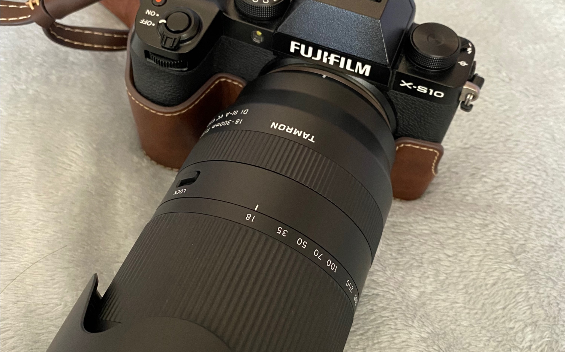 【开箱】腾龙 18-300mm B061 富士卡口（富士X-S10）_哔哩哔哩_bilibili