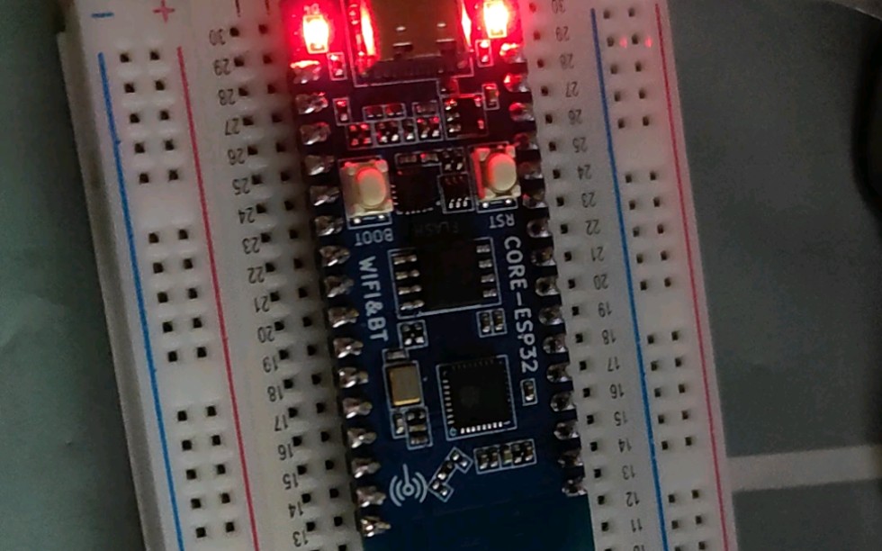 ESP32C3基于LuatOS的GPIO点灯测试_哔哩哔哩_bilibili