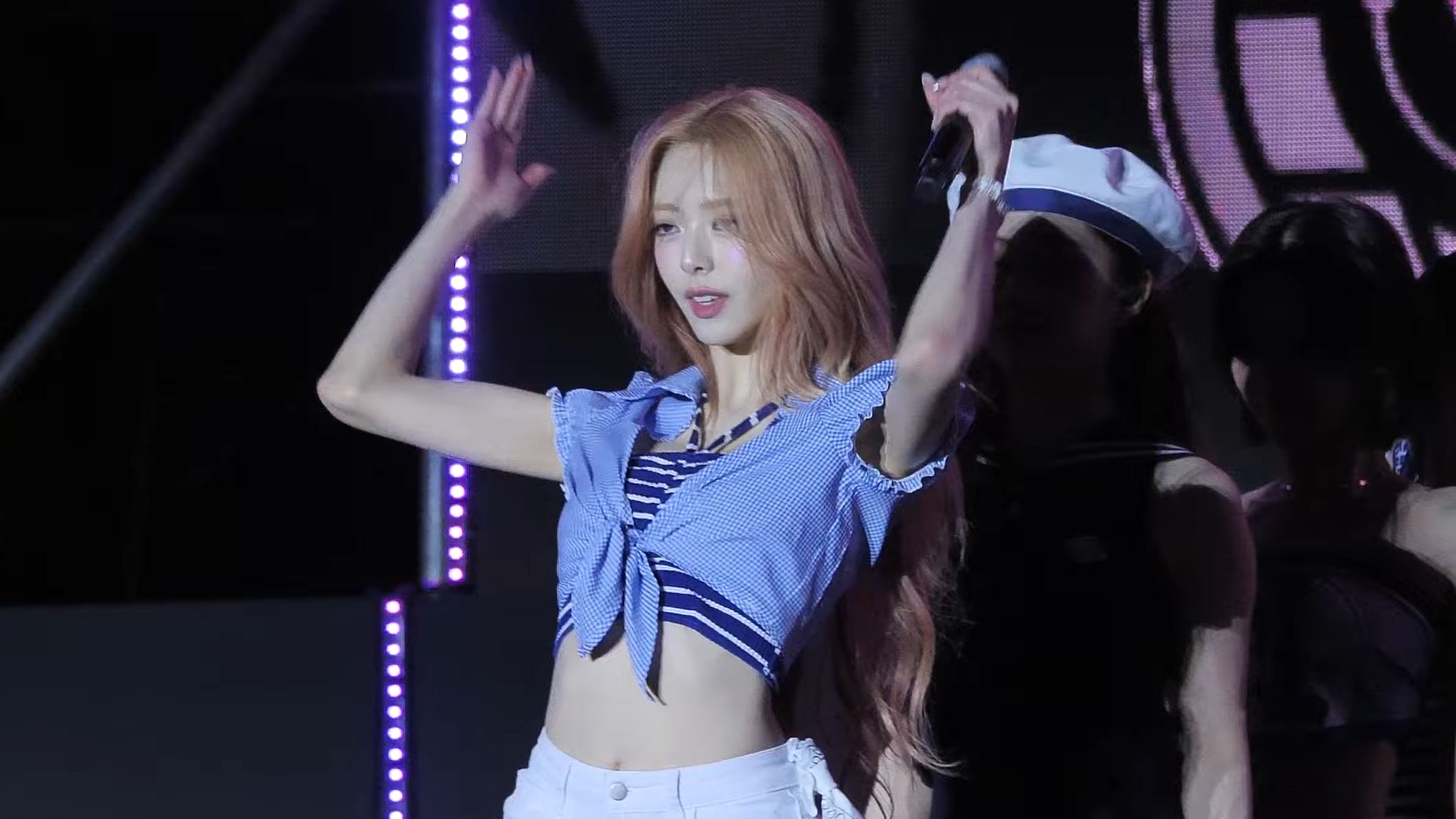 日本选秀新女团HANA出道曲《ROSE》MV公开！-megaarc-APOP-哔哩哔哩视频