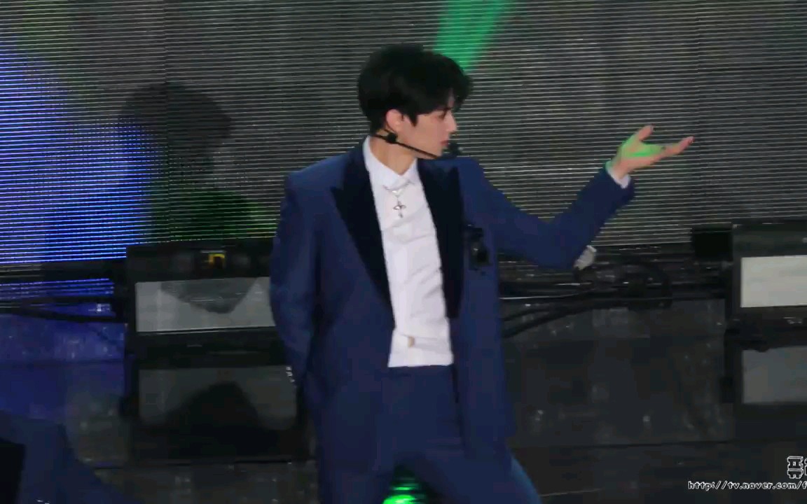 2017年 AAA颁奖典礼astro （baby）（crazy sexy cool）饭拍主车银优_哔哩哔哩_bilibili