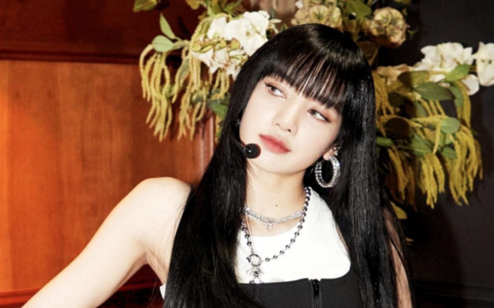 【INS更新】Lisa直拍 太漂亮啦! 最爱的一套舞台出现了!_哔哩哔哩_bilibili