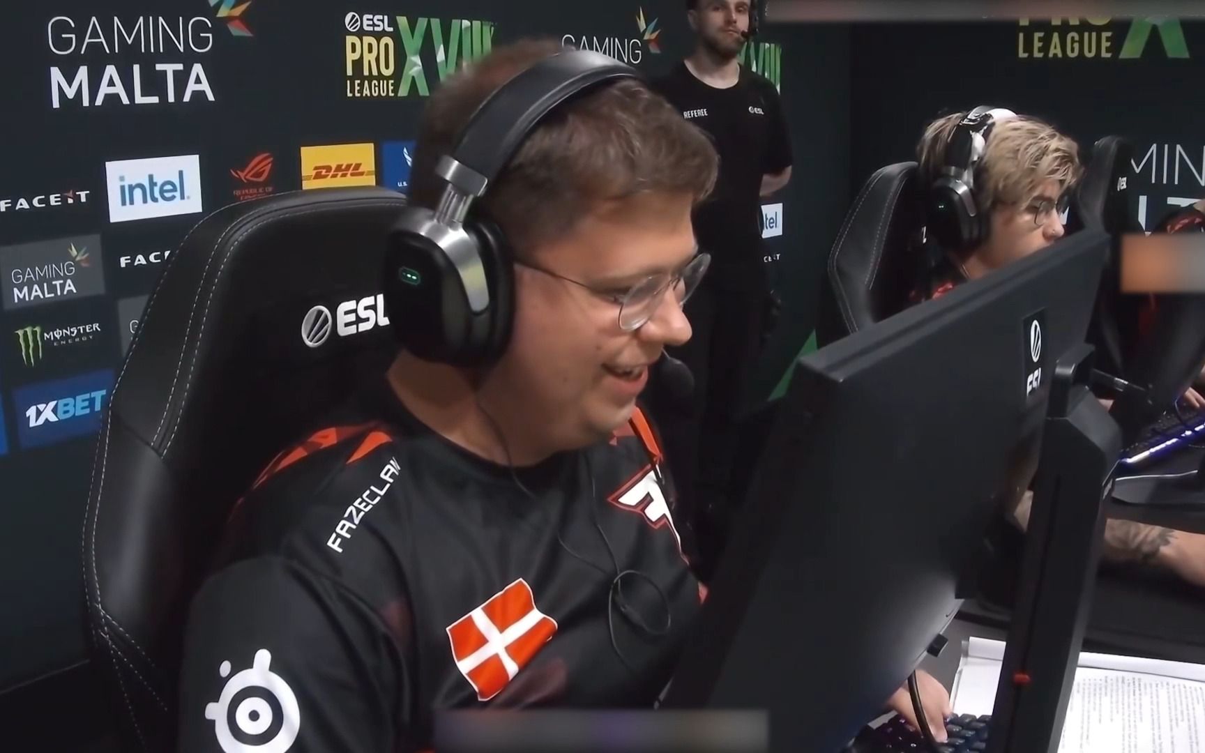 欢乐喜狙人 主演大表哥-CSGO-CSBOY-CSGO-CSBOY-哔哩哔哩视频