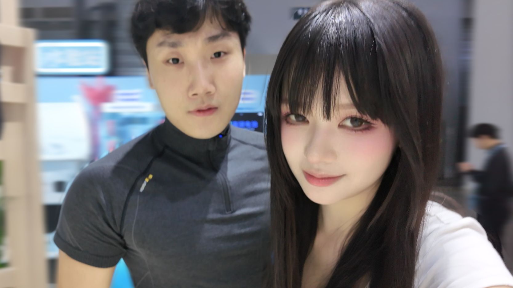 和老公去CJ玩，没想到他还带了三个妹妹来…-一只树奈奈啊-一只树奈奈啊-哔哩哔哩视频