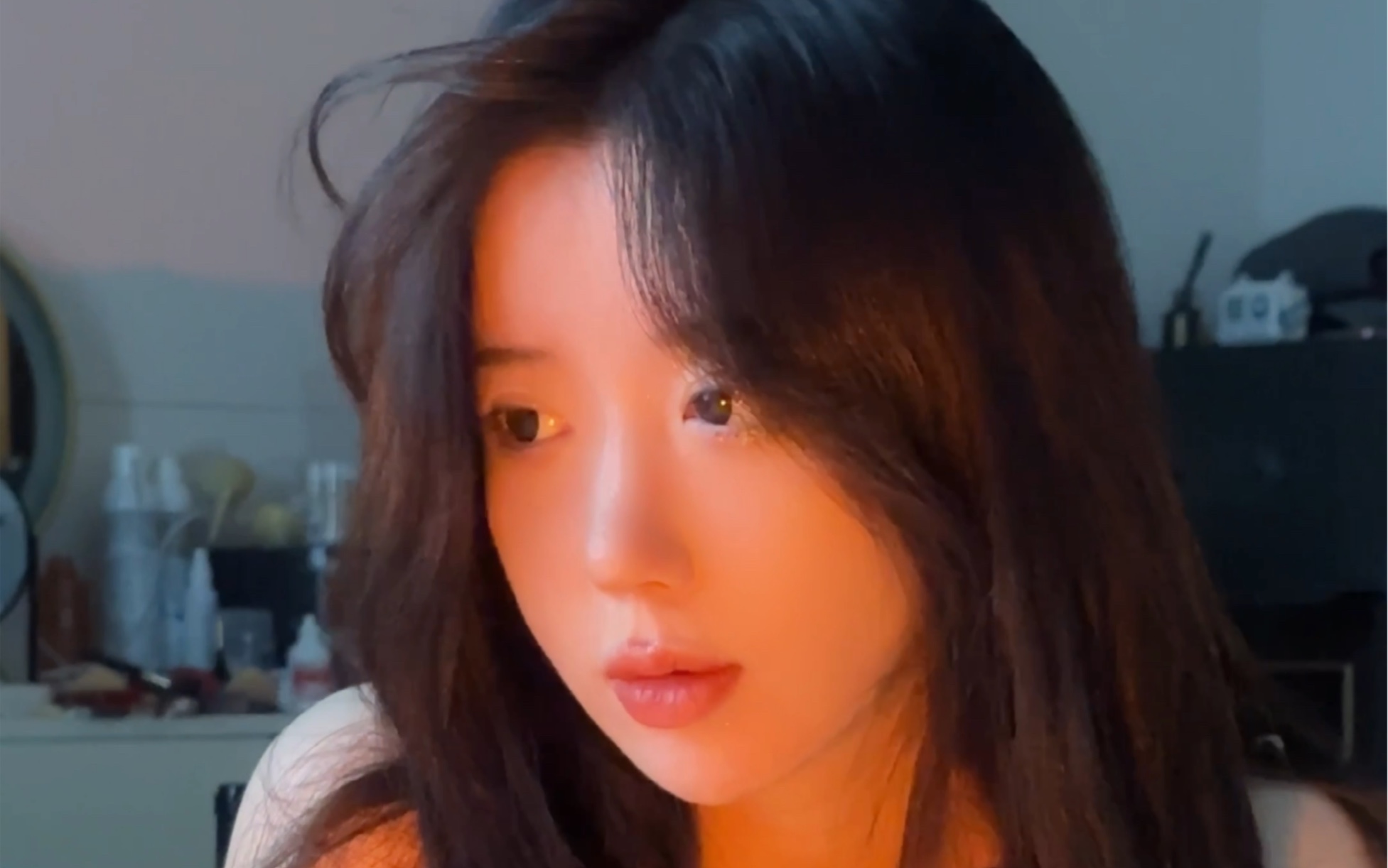 兄弟们宿醉之后都什么症状？-呆妹儿小霸王-呆妹儿小霸王-哔哩哔哩视频