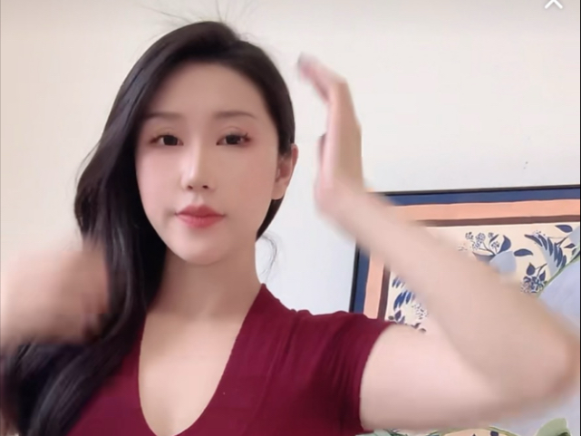 颜值美女瑜伽裤-bilibili(B站)无水印视频解析——6li6在线工具箱