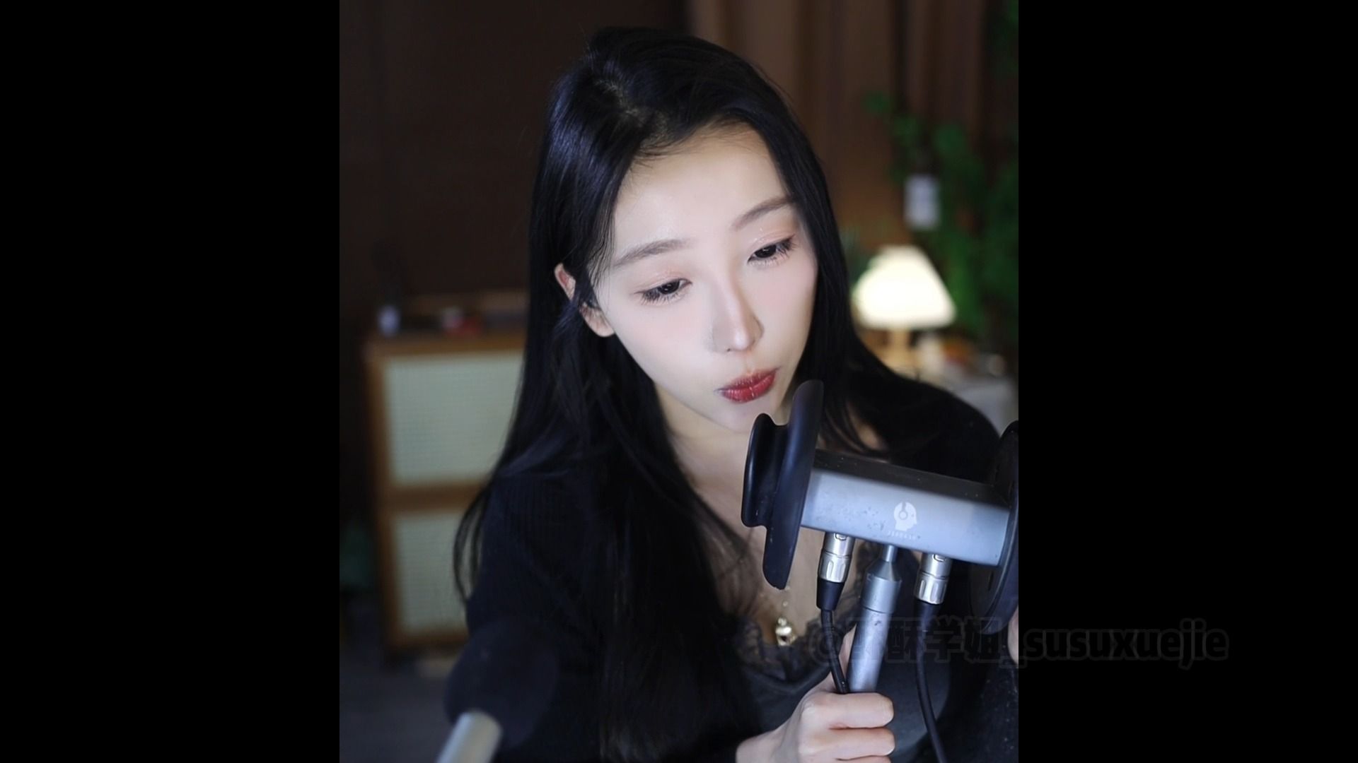 【圆圆ASMR】吹耳朵/耳骚/鹅毛棒掏耳朵/拖拉机声~微人声山东话O(∩_∩)O哈哈~-ASWR收藏家-高质量掏耳-哔哩哔哩视频