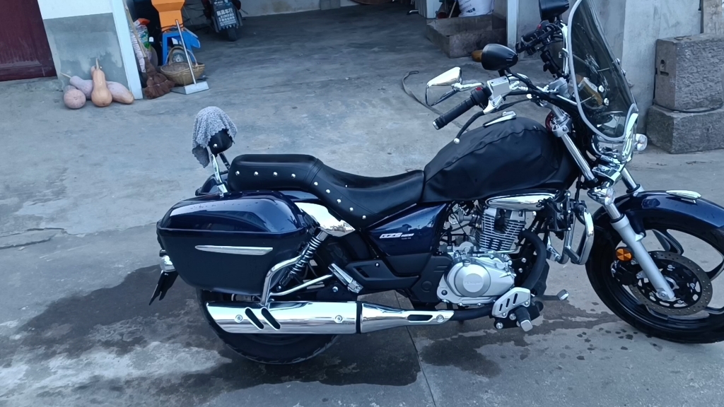 重新定义摩旅车型，gzs150 骑帅它骑不快！_哔哩哔哩_bilibili